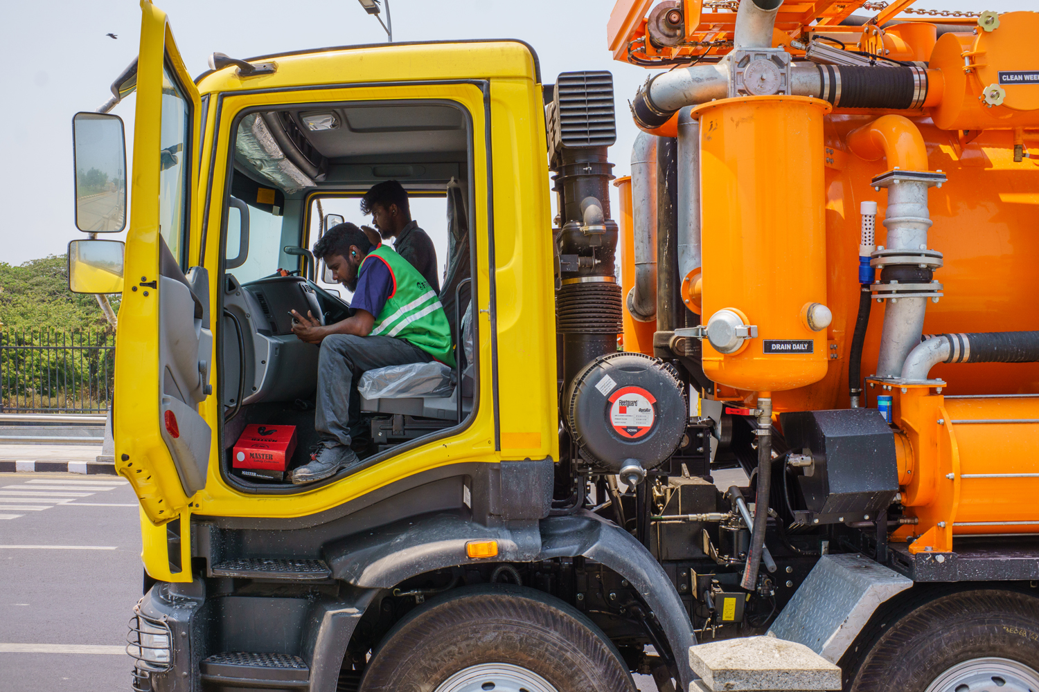 Sanitary workers 1 - FemAsia Magazine